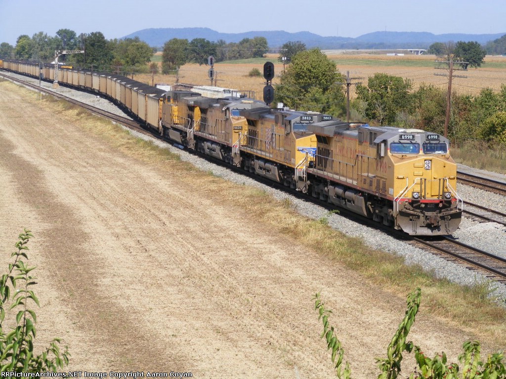 UP 6998 leads western coal eastward